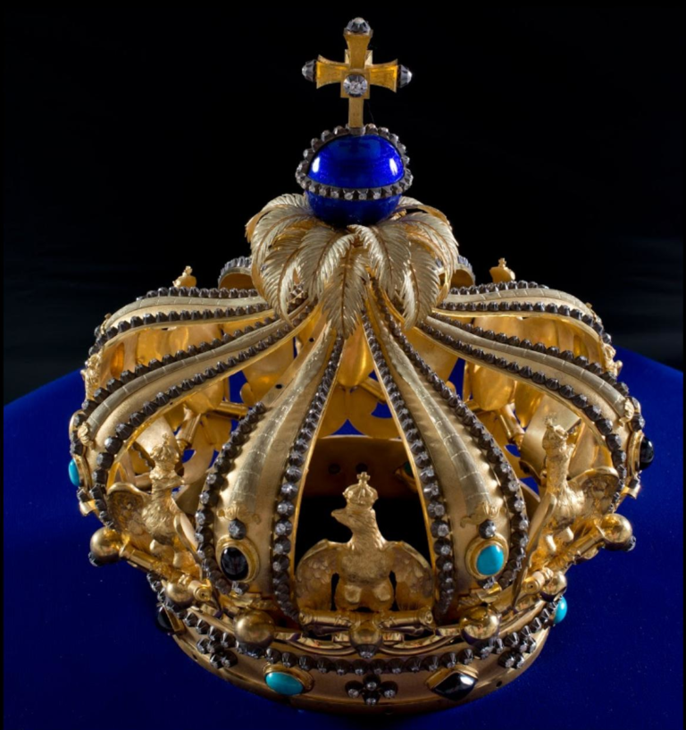 Crown of Faustin I – Institut de la Maison Impériale d'Haïti